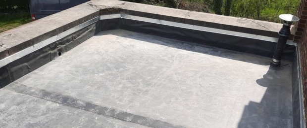 Adhésifs pour PVC rigide